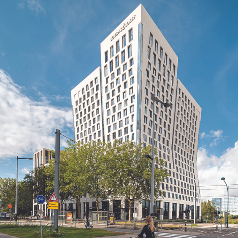 Hourglass Amsterdam Interdaad
